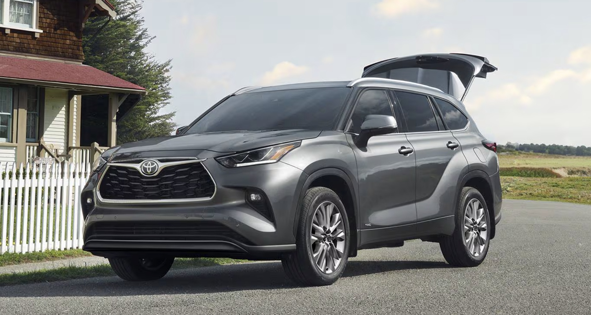 The Fastest and Slowest Selling SUVs in December 2025 - CarEdge